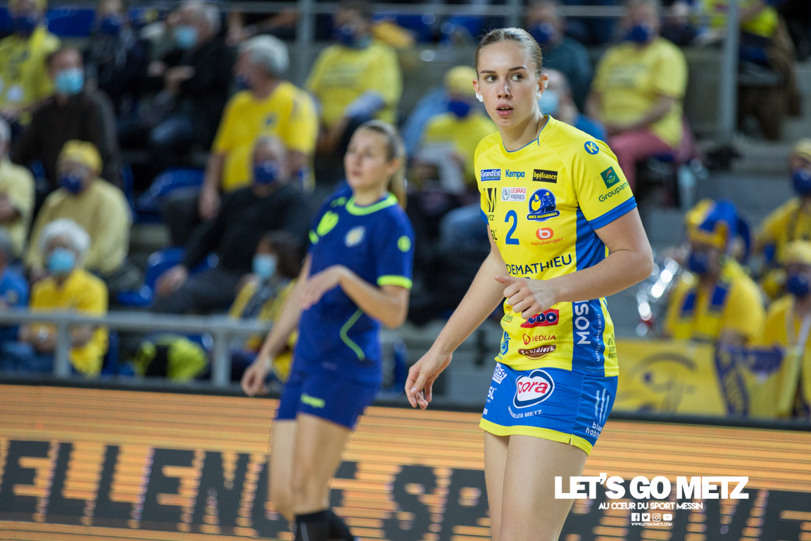 Emma Jacques : "Je profite de chaque minute de temps de jeu pour ...