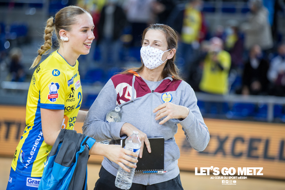 Emma Jacques : "Je profite de chaque minute de temps de jeu pour ...