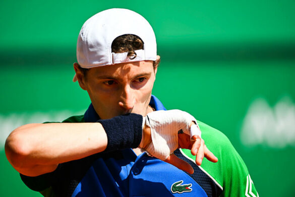 Metz Handball surprend et s'offre les services de Lylou Borg - Let's Go ...